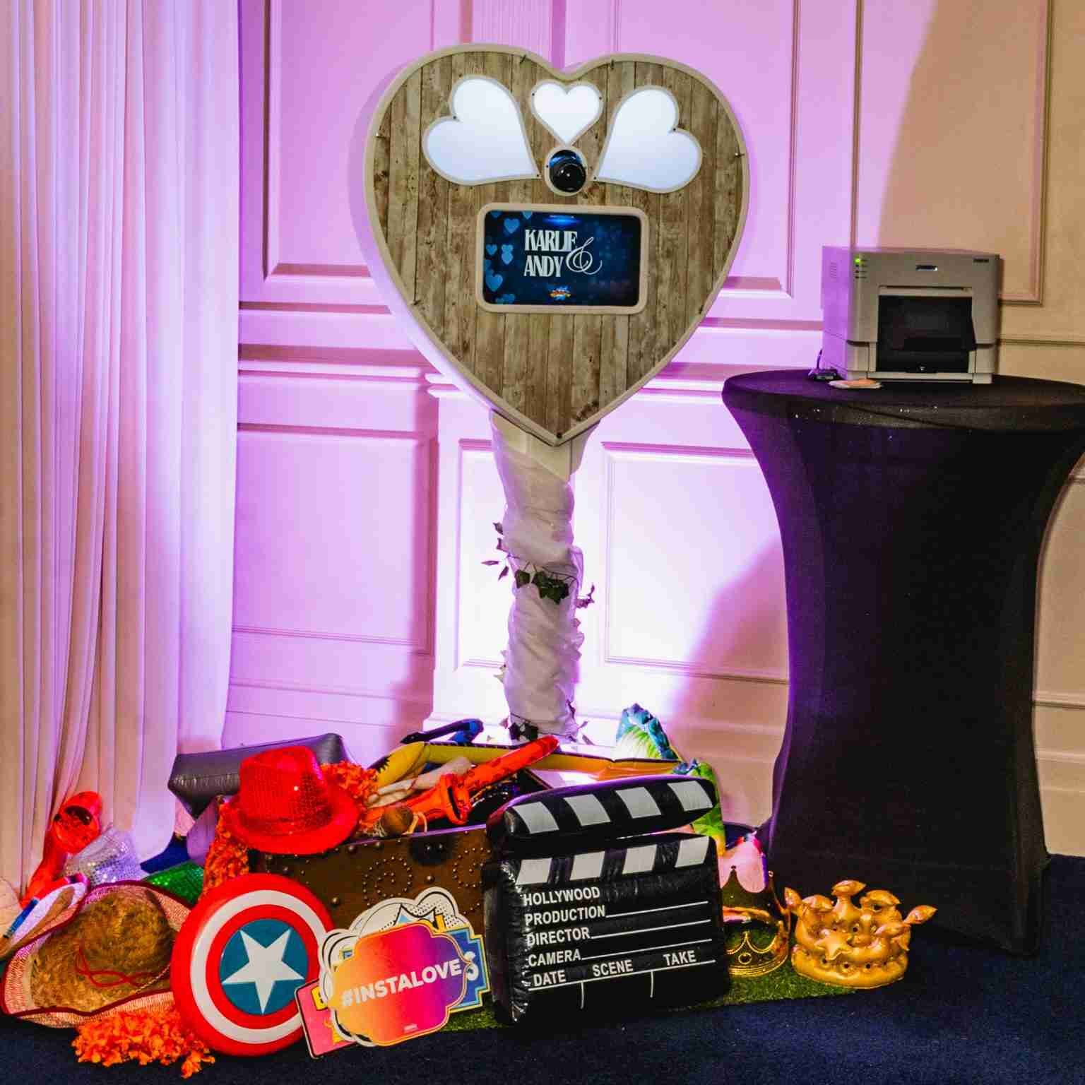 Heart Photo Booth Hire | Kabooth Photo Booth & Magic Mirror Hire